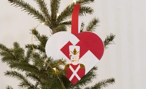 DIY julepynt: lav traditionsfyldt julepynt med nye teknikker - CChobby Blog